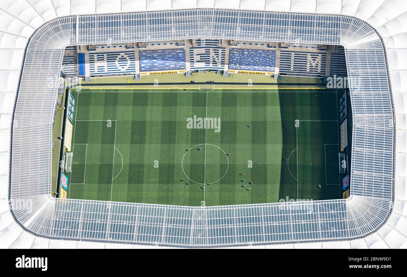 Prezero arena general hi-res stock photography and images - Alamy