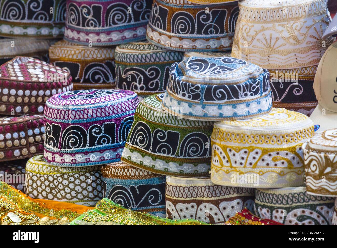 Traditional caps at ancient Mutrah Souq, in Muscat, Oman Stock Photo ...