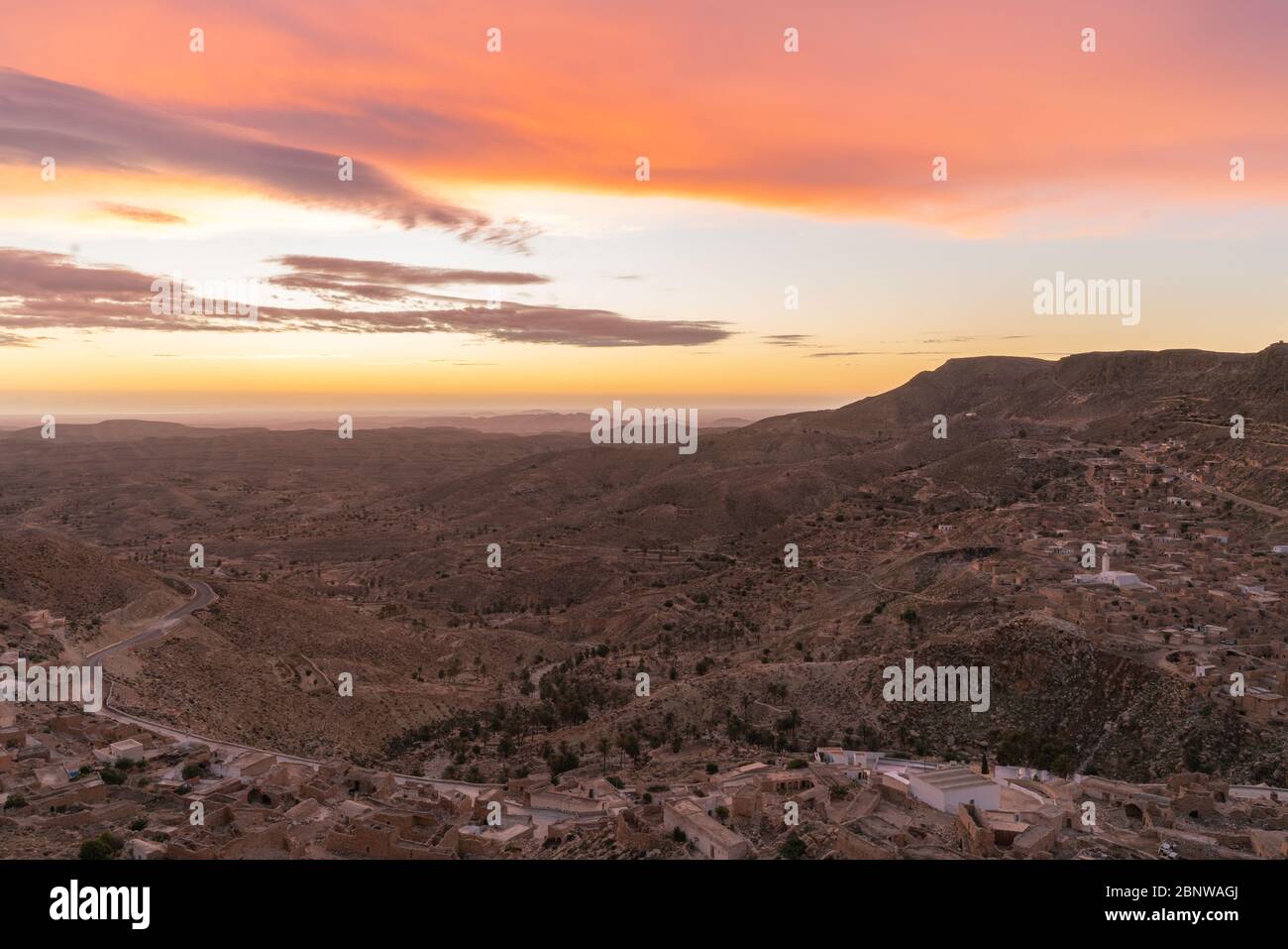 welcome in tunisia, welcome to the djebel dahar Stock Photo - Alamy