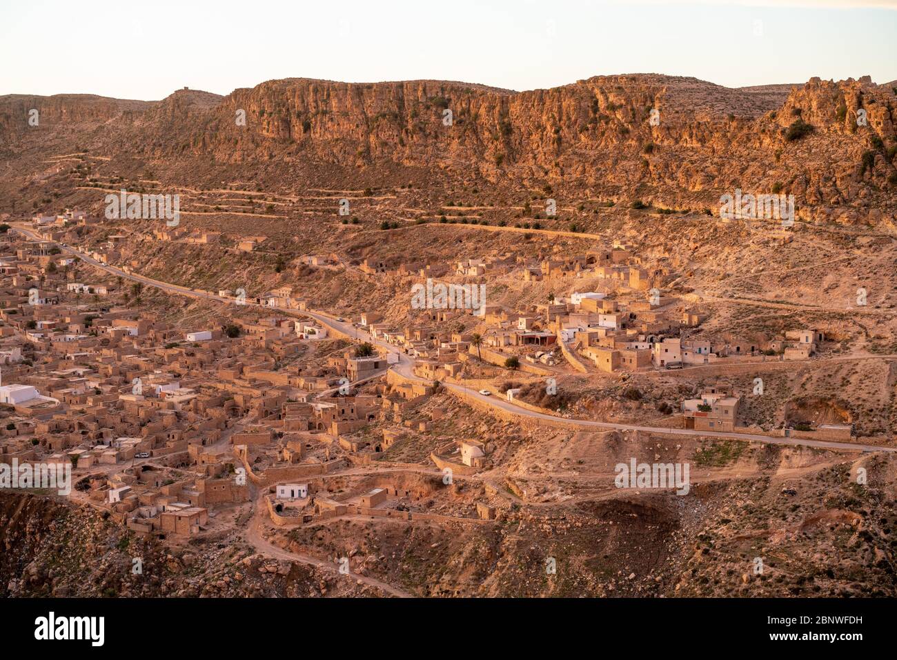 welcome in tunisia, welcome to the djebel dahar Stock Photo - Alamy