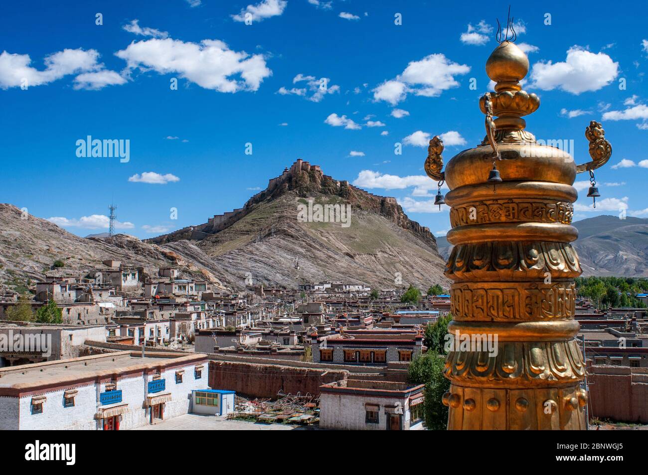 Golden village pictures hi-res stock photography and images - Alamy