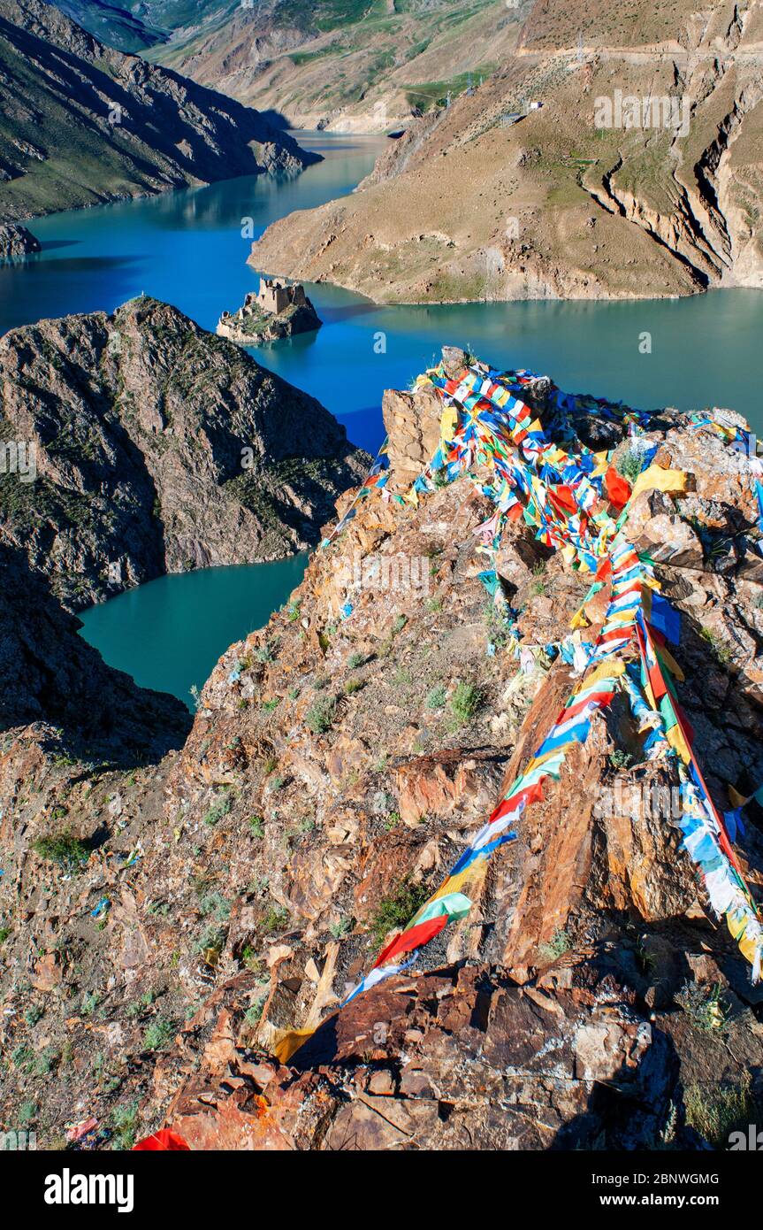 Simi la pass tibet hi-res stock photography and images - Alamy