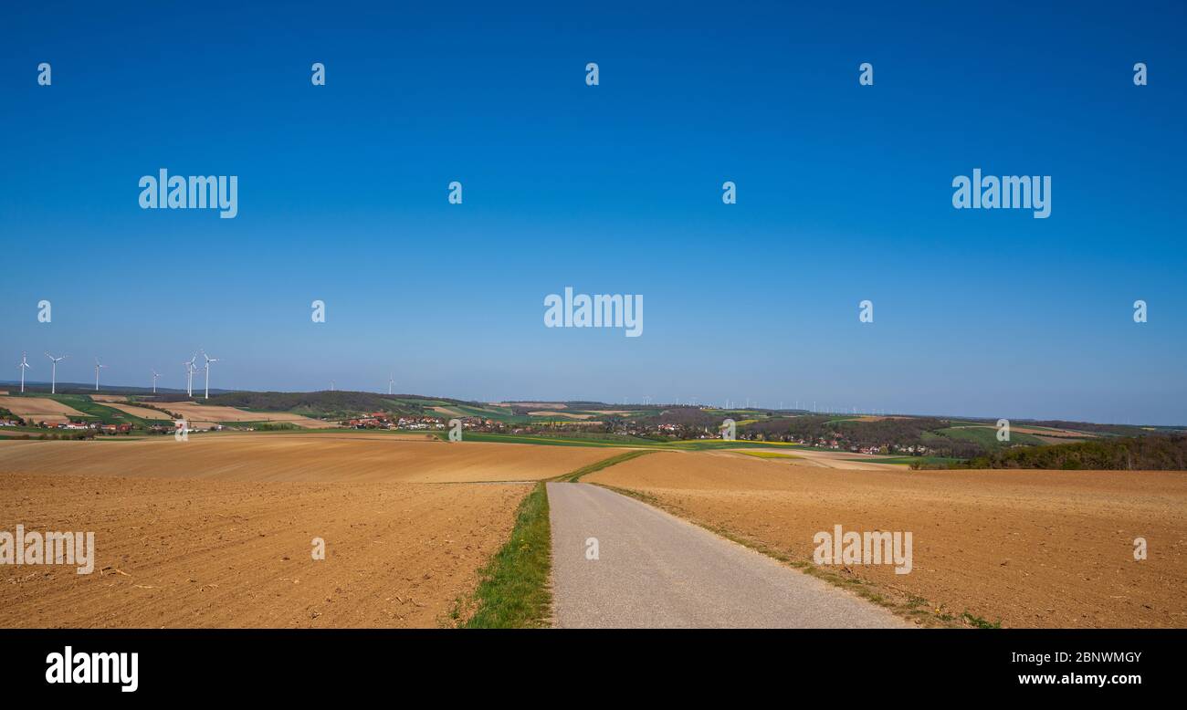 Farm road through rolling hi-res stock photography and images - Alamy