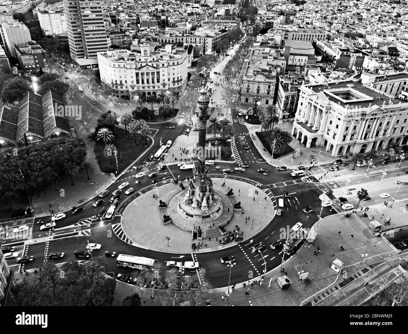 Monumento a christopher colombus hi-res stock photography and images ...