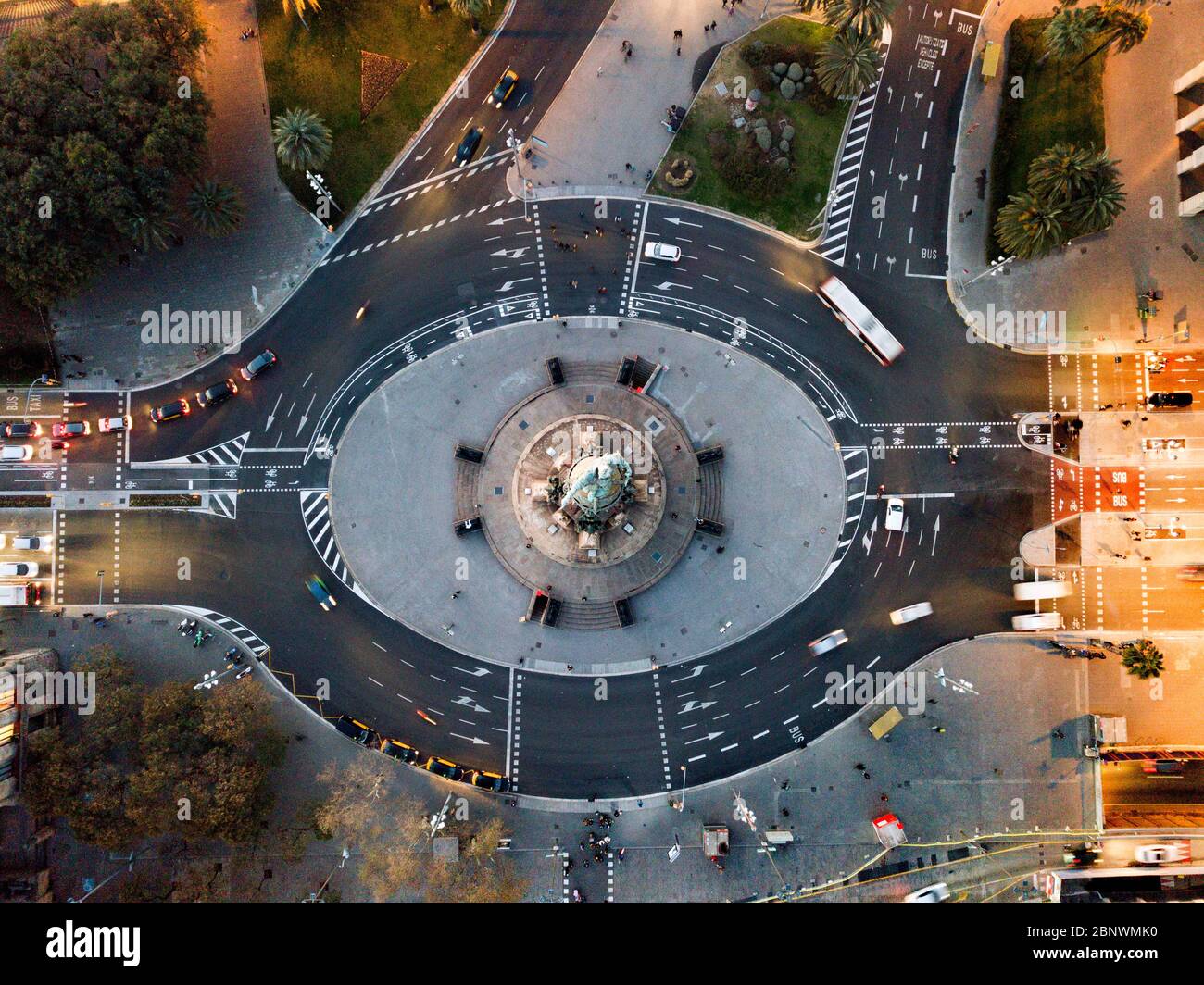 Monumento a christopher colombus hi-res stock photography and images ...