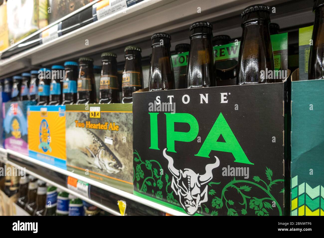 Beer Cooler , Grocery Store, NYC, USA Stock Photo - Alamy