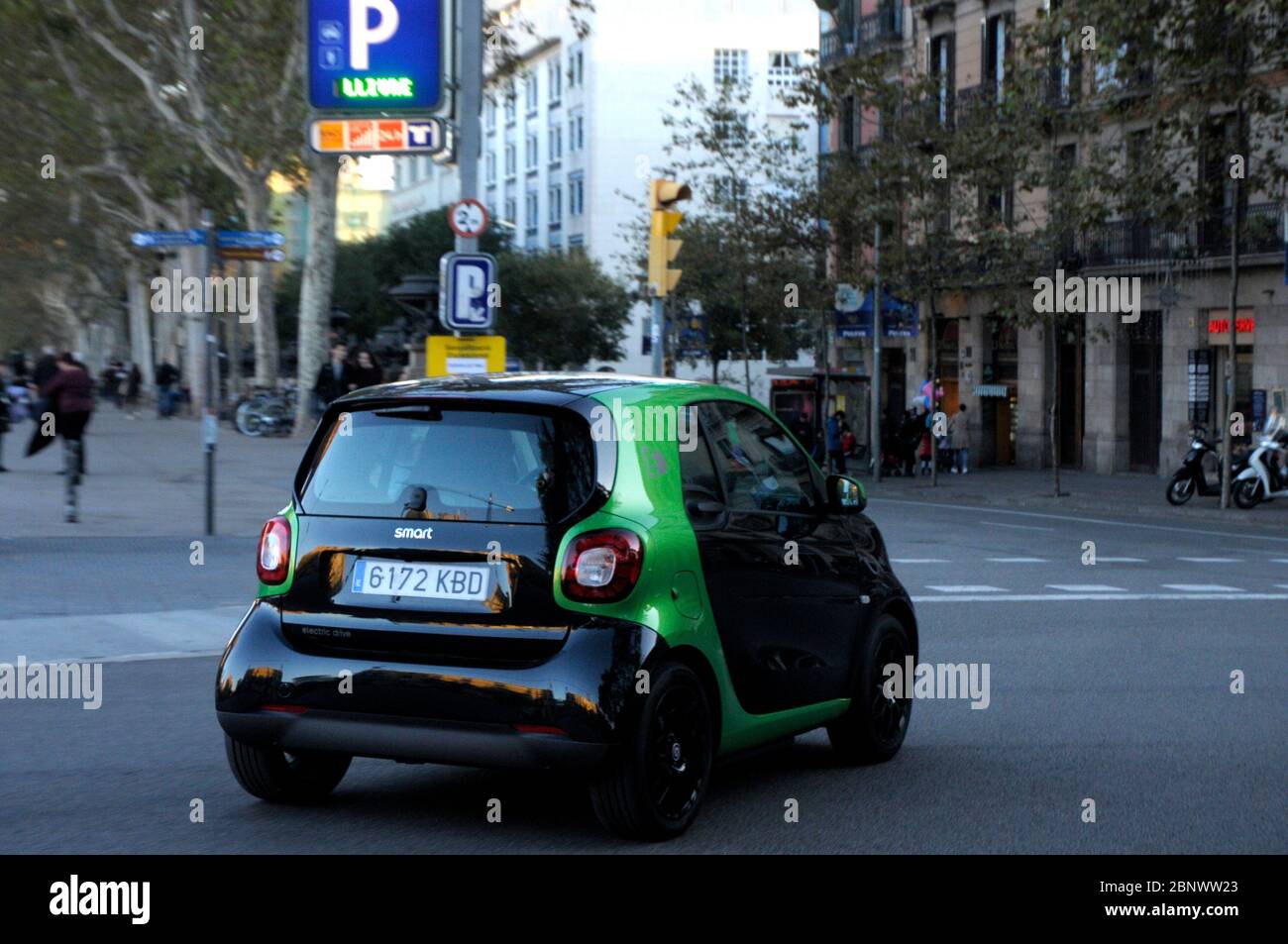 Smart energy systems hi-res stock photography and images - Alamy