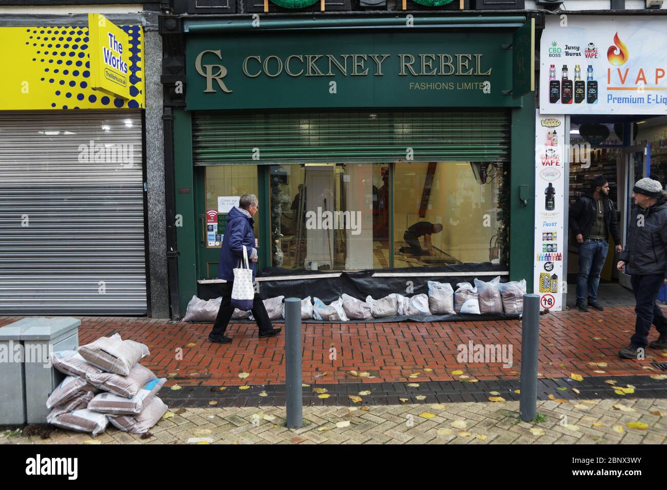 Andy bishop north wheatley flooding floods worksop england gary hi-res ...
