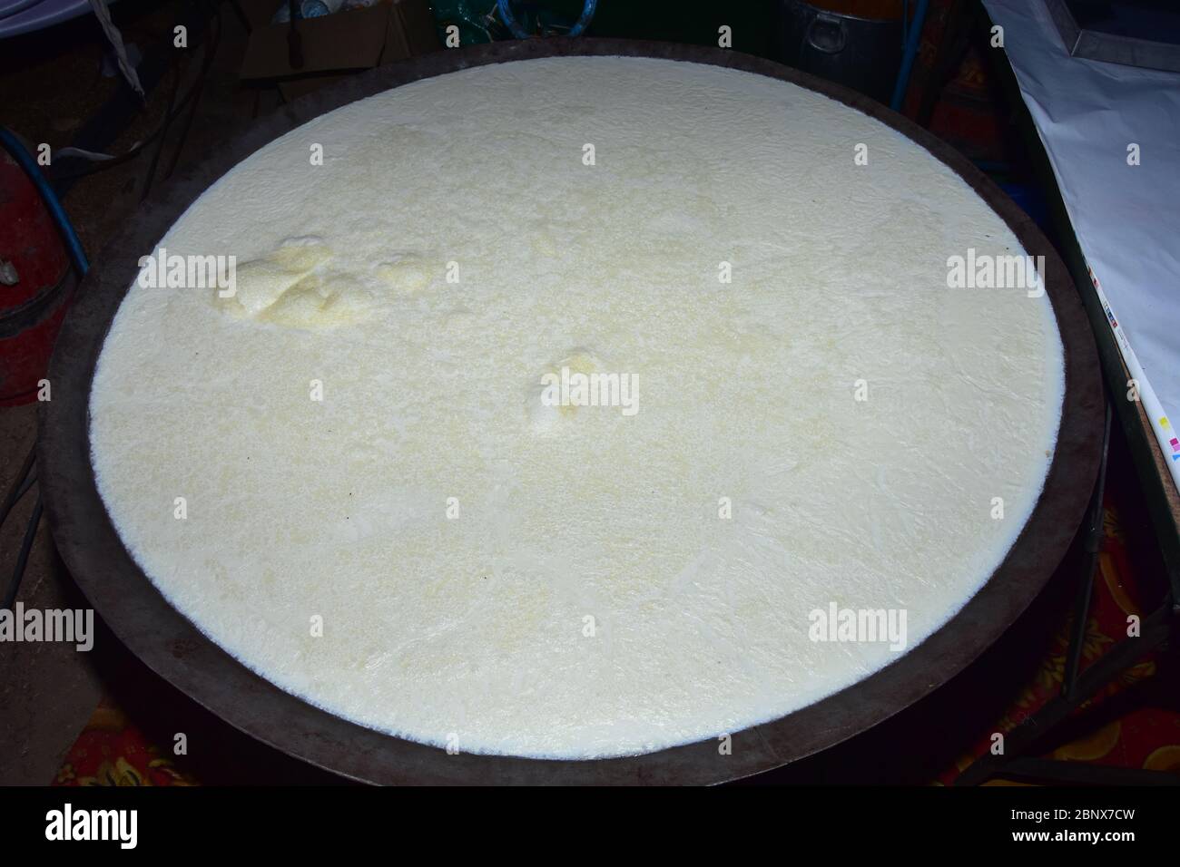 Creamy saffron milk Stock Photo - Alamy