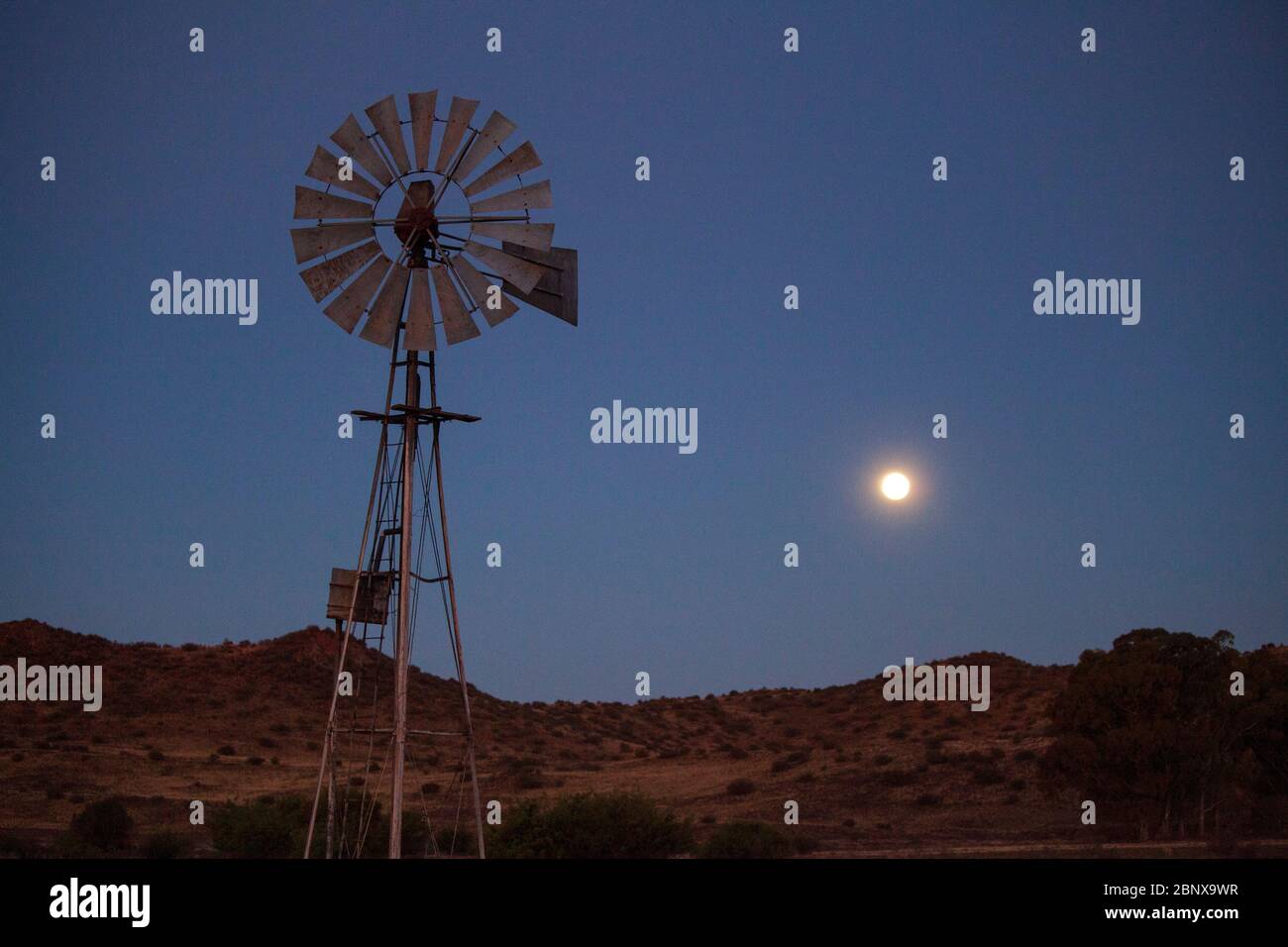 Moon and windmill hi-res stock photography and images - Alamy