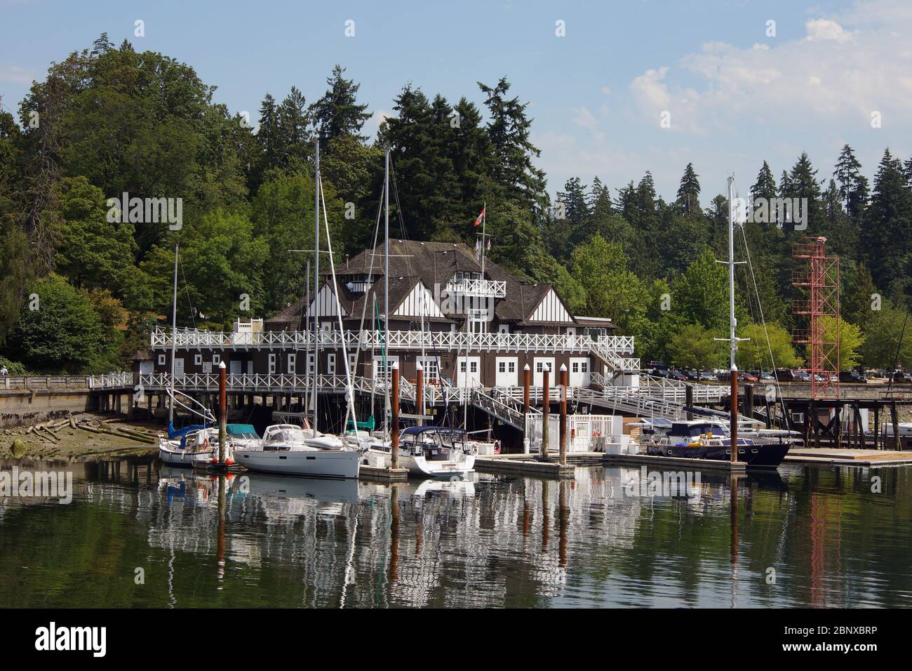 Boat house club house hi-res stock photography and images - Alamy
