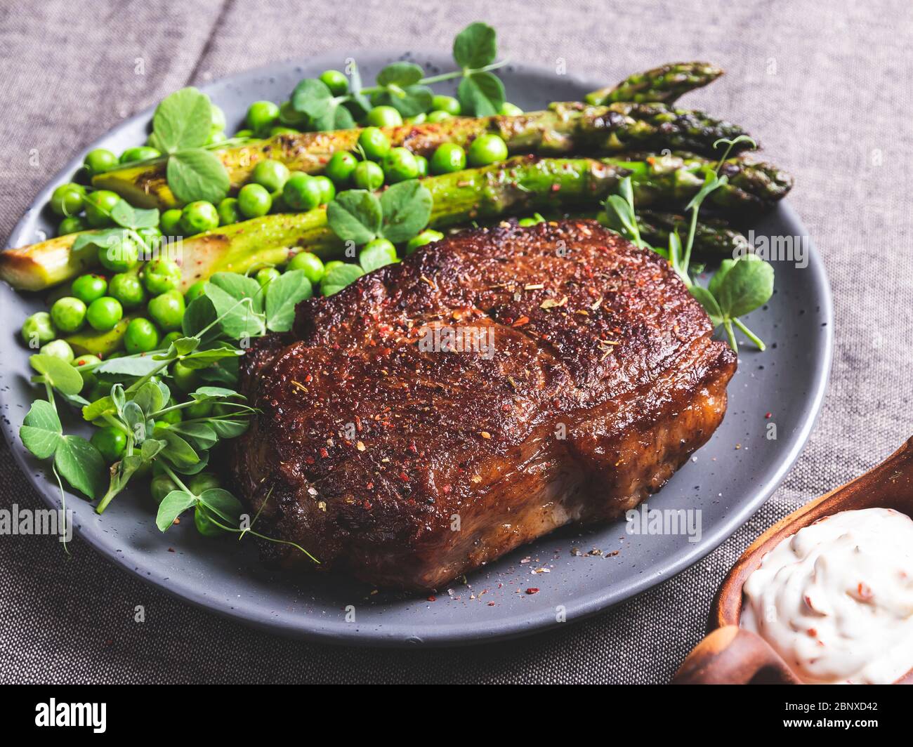 Mutton plate hi-res stock photography and images - Alamy