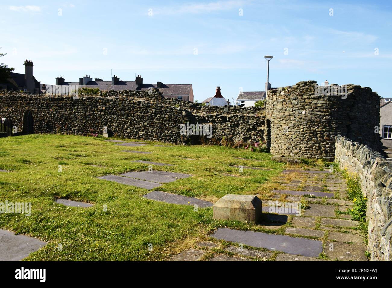 Roman rampart hi-res stock photography and images - Alamy