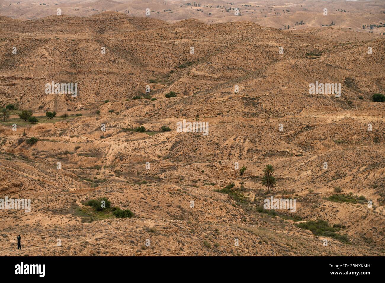welcome in tunisia, welcome to the djebel dahar Stock Photo - Alamy