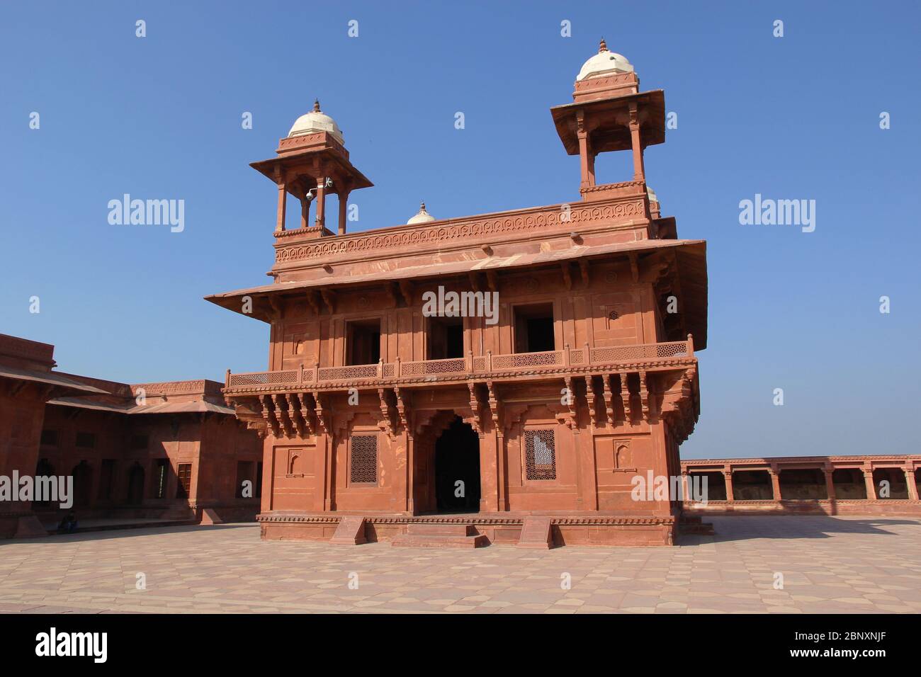 Impressive mughal palace from 16th century - Fatehpur Sikri - Indian ...