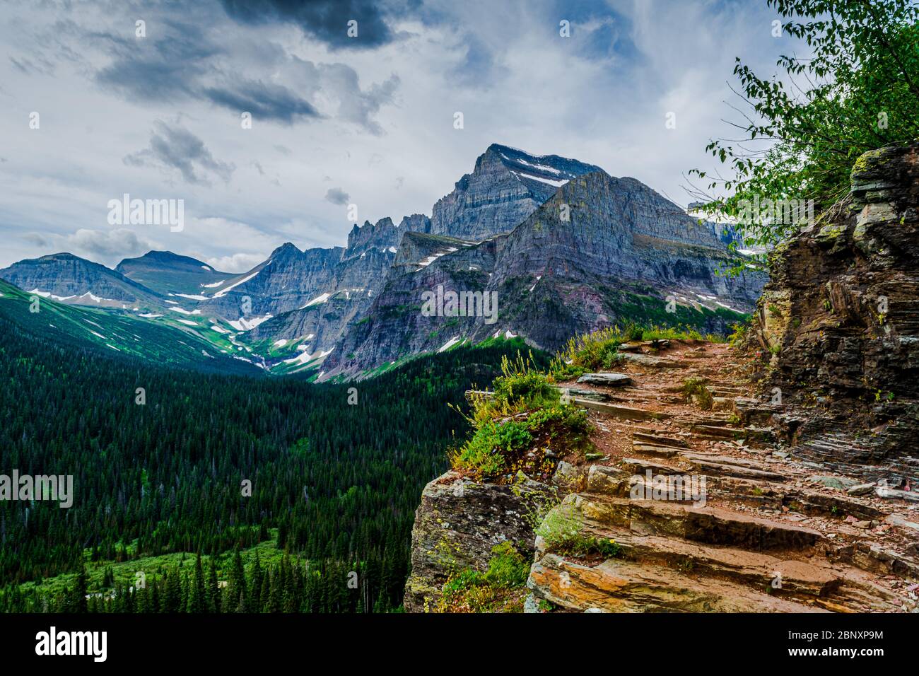 5006 Rounding a bend in the Grinnell Glacier Trail, Glacier National ...