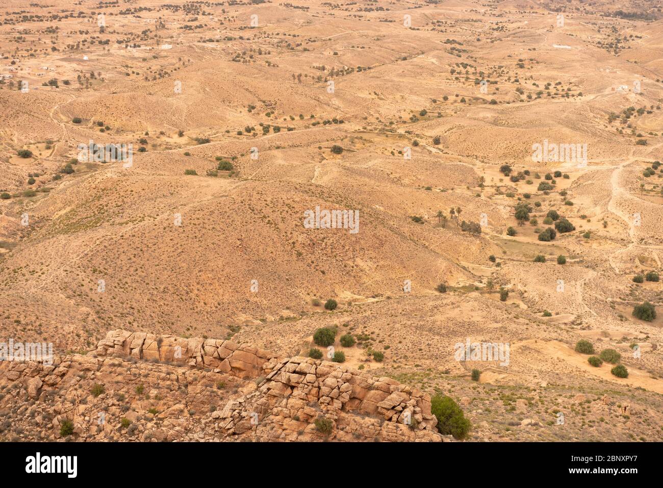 welcome in tunisia, welcome to the djebel dahar Stock Photo - Alamy