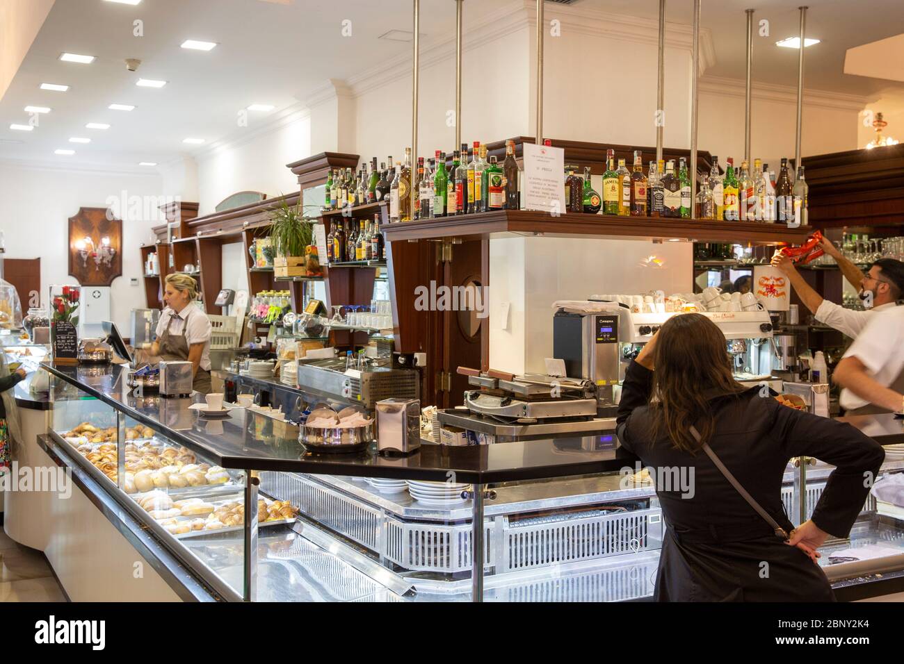 Coffee counter rome hi-res stock photography and images - Alamy
