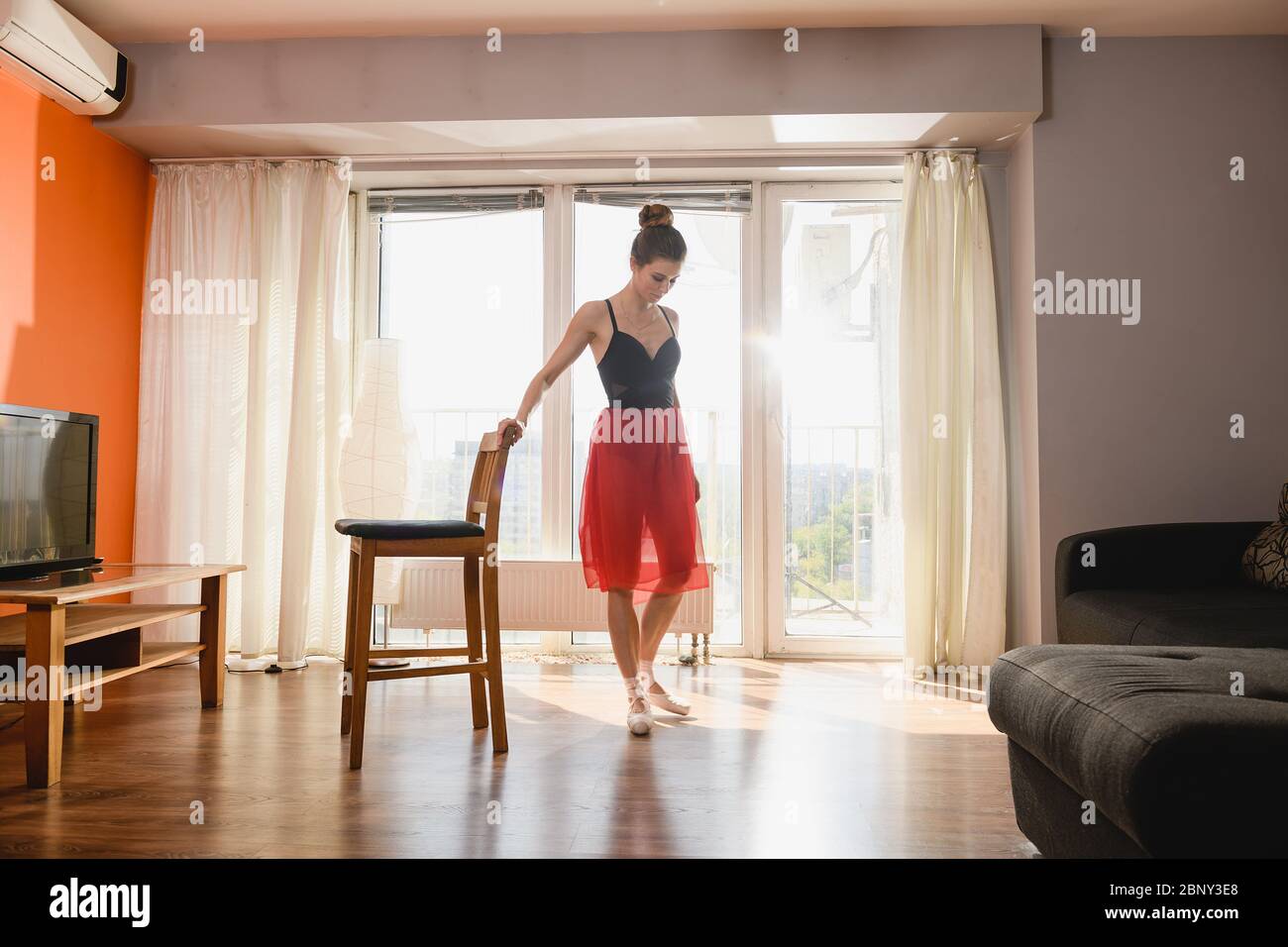 Home ballet training hi-res stock photography and images - Alamy