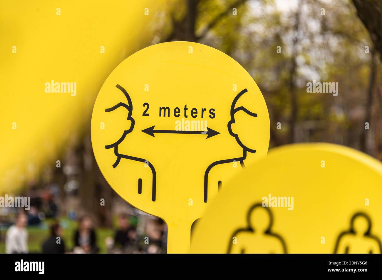 Coronavirus Covid-19 social distancing sign warning people to stay 2 ...