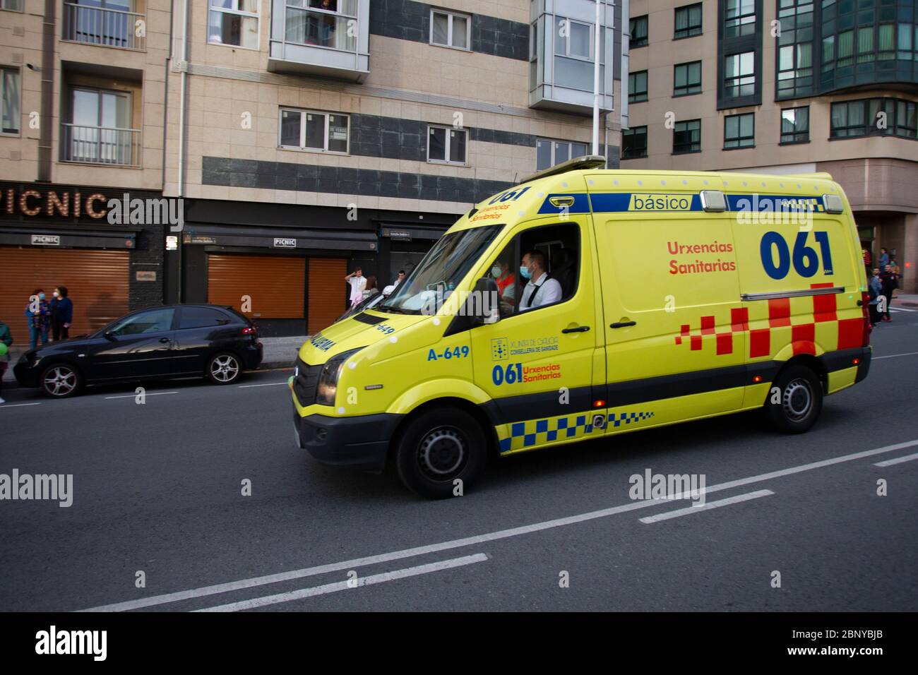 Ambulance car corvid hi-res stock photography and images - Alamy