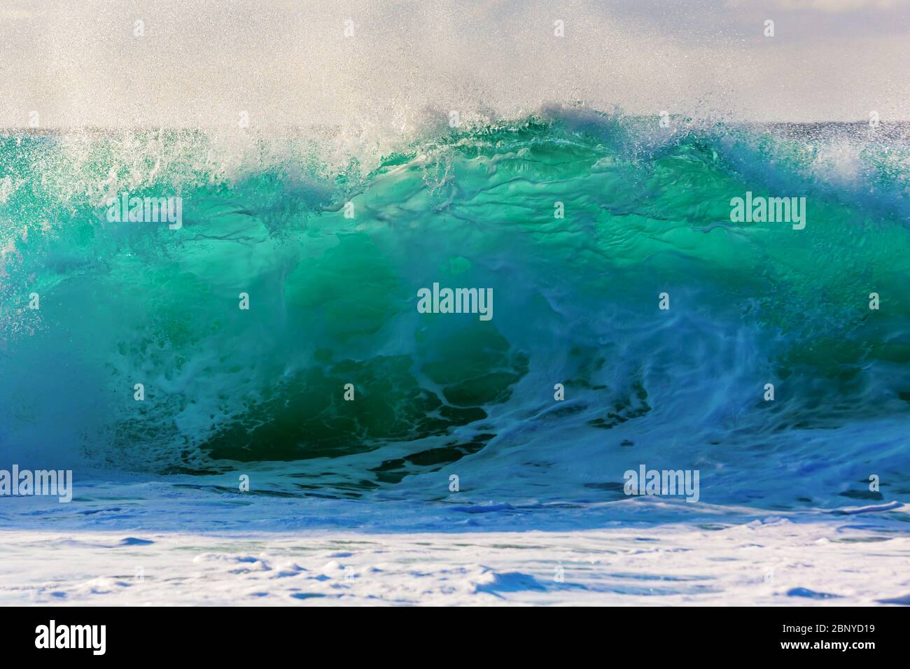 picture of a big wave on Oahu, Hawaii Stock Photo - Alamy