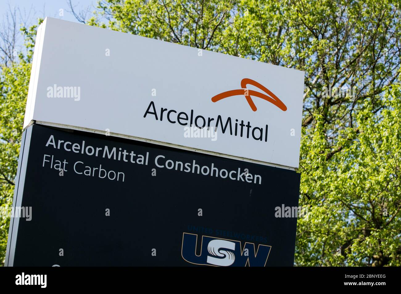 Banner mill hi-res stock photography and images - Alamy