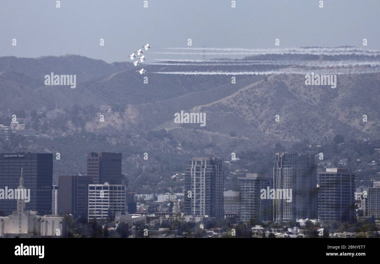 Los Angeles, USA. 17th May, 2020. United States Air Force Thunderbirds ...