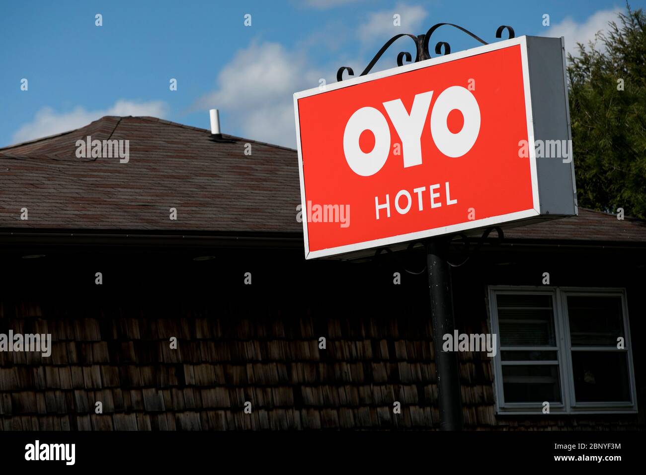 A logo sign outside of a Oyo Hotel location in Hershey, Pennsylvania on ...