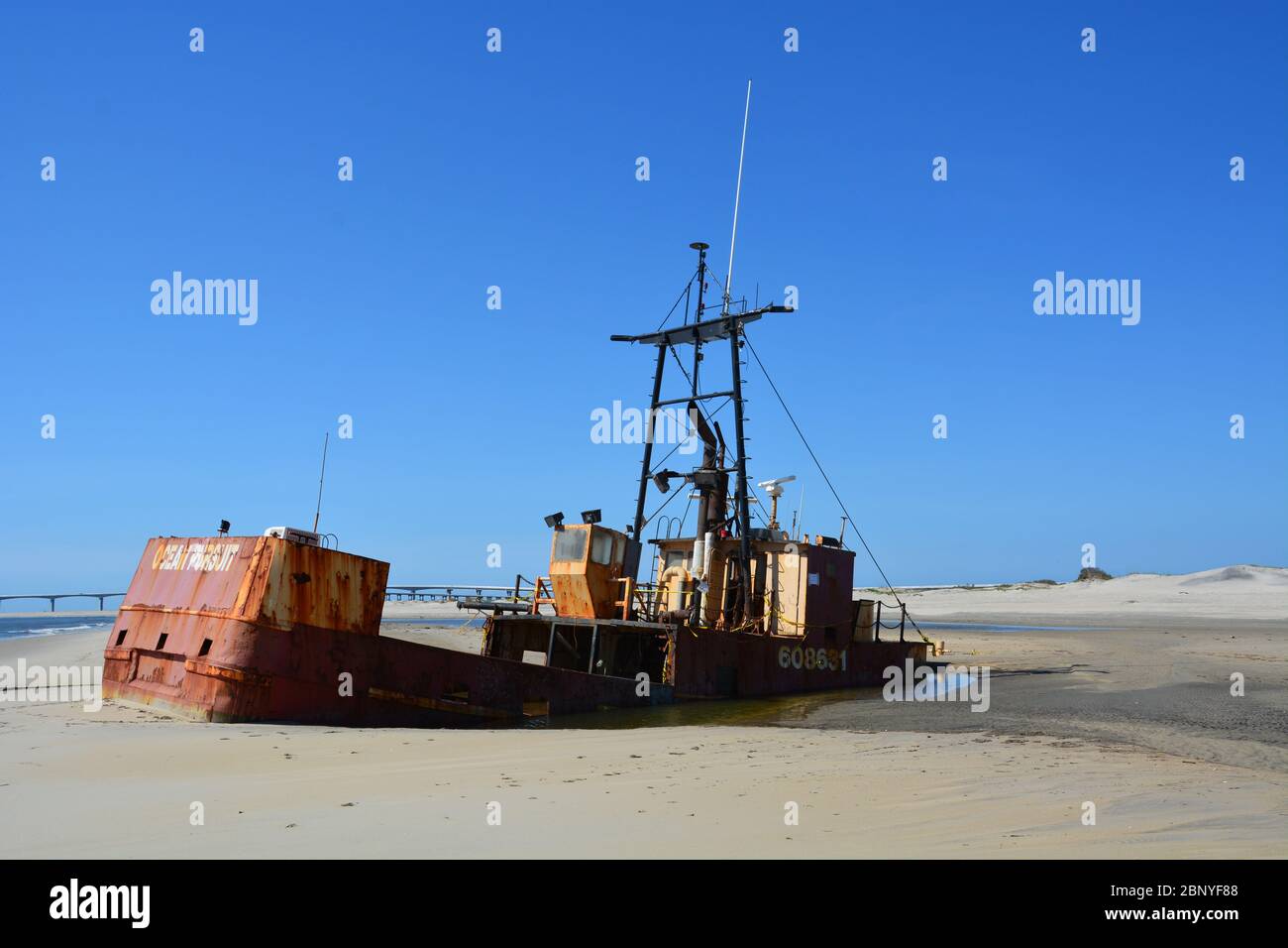 North east atlantic fishing trawler hi-res stock photography and images ...