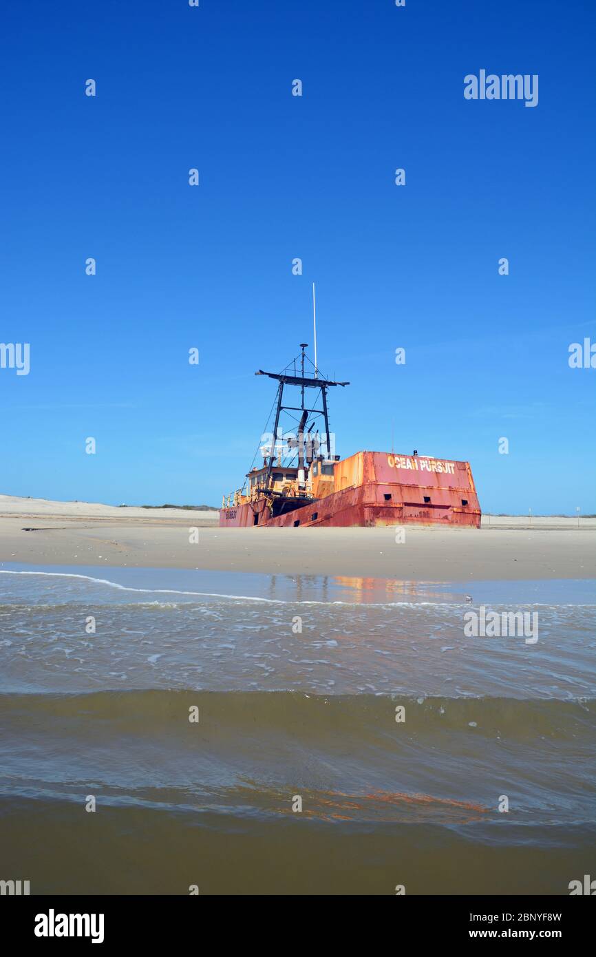 North east atlantic fishing trawler hi-res stock photography and images ...