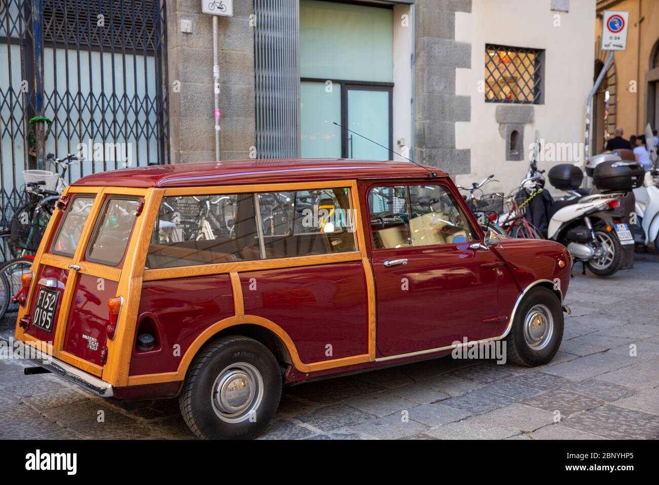 Innocenti mini minor styled by Bertone and built in italy two door car ...