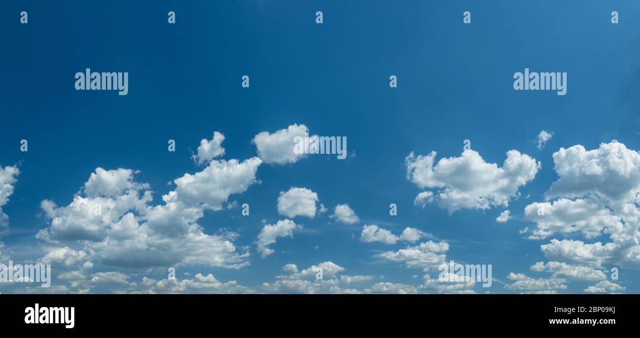 Cumuliform hi-res stock photography and images - Alamy