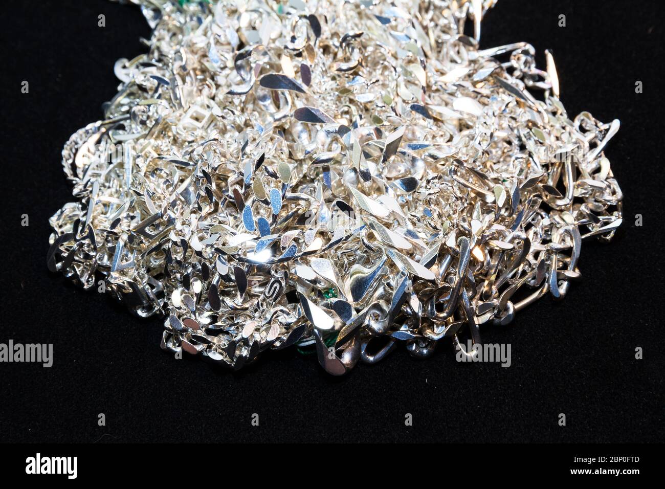 Silver chains hi-res stock photography and images - Alamy