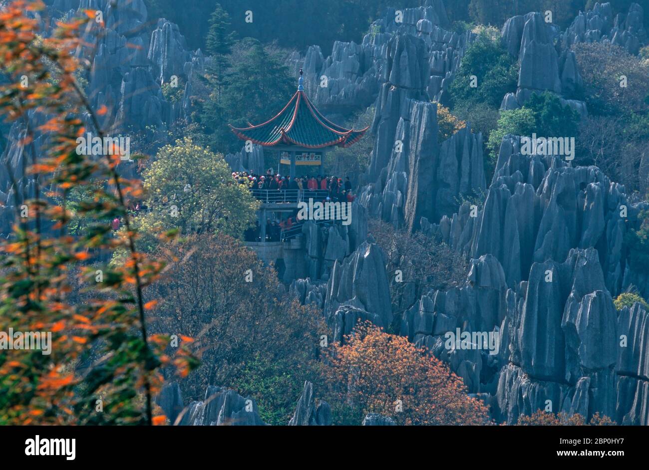 SHI LIN STONE FOREST PAVILLON, KUNMING, YUNNAN, CHINA Stock Photo - Alamy