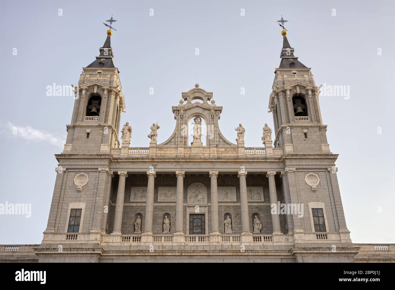 Madrid sightseeing hi-res stock photography and images - Alamy
