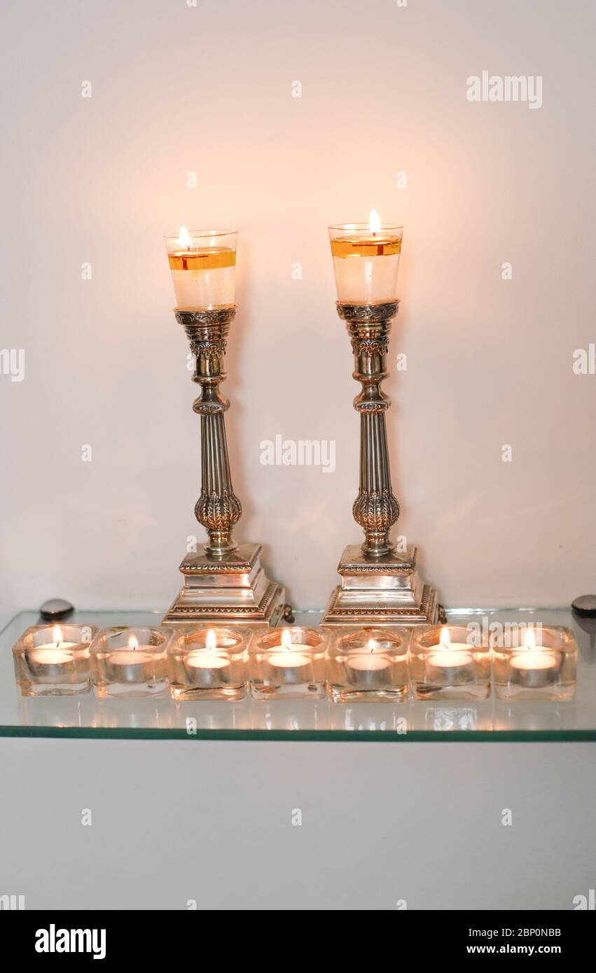 Shabbat candles hi-res stock photography and images - Alamy