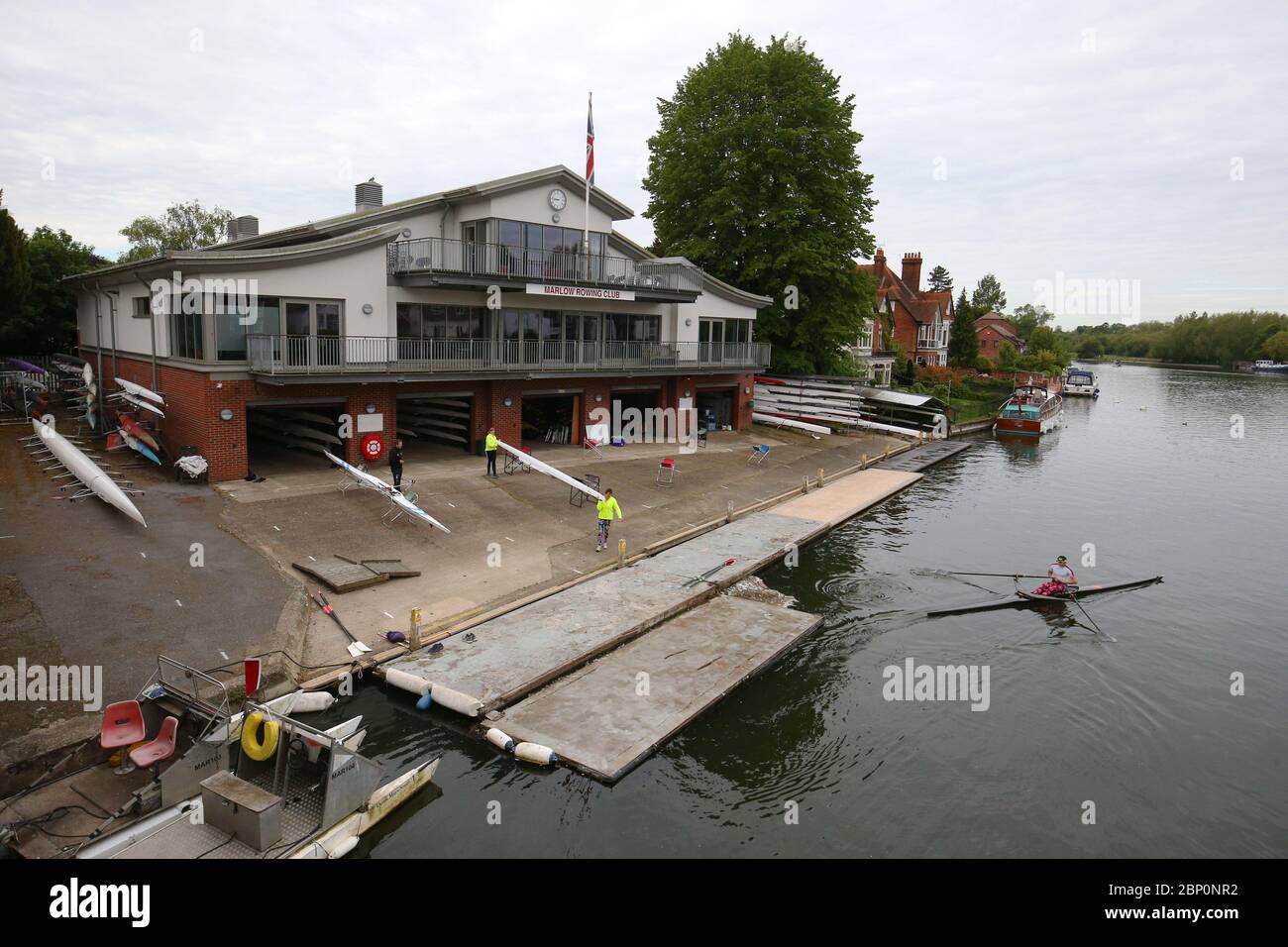 Members marlow rowing club take hi-res stock photography and images - Alamy