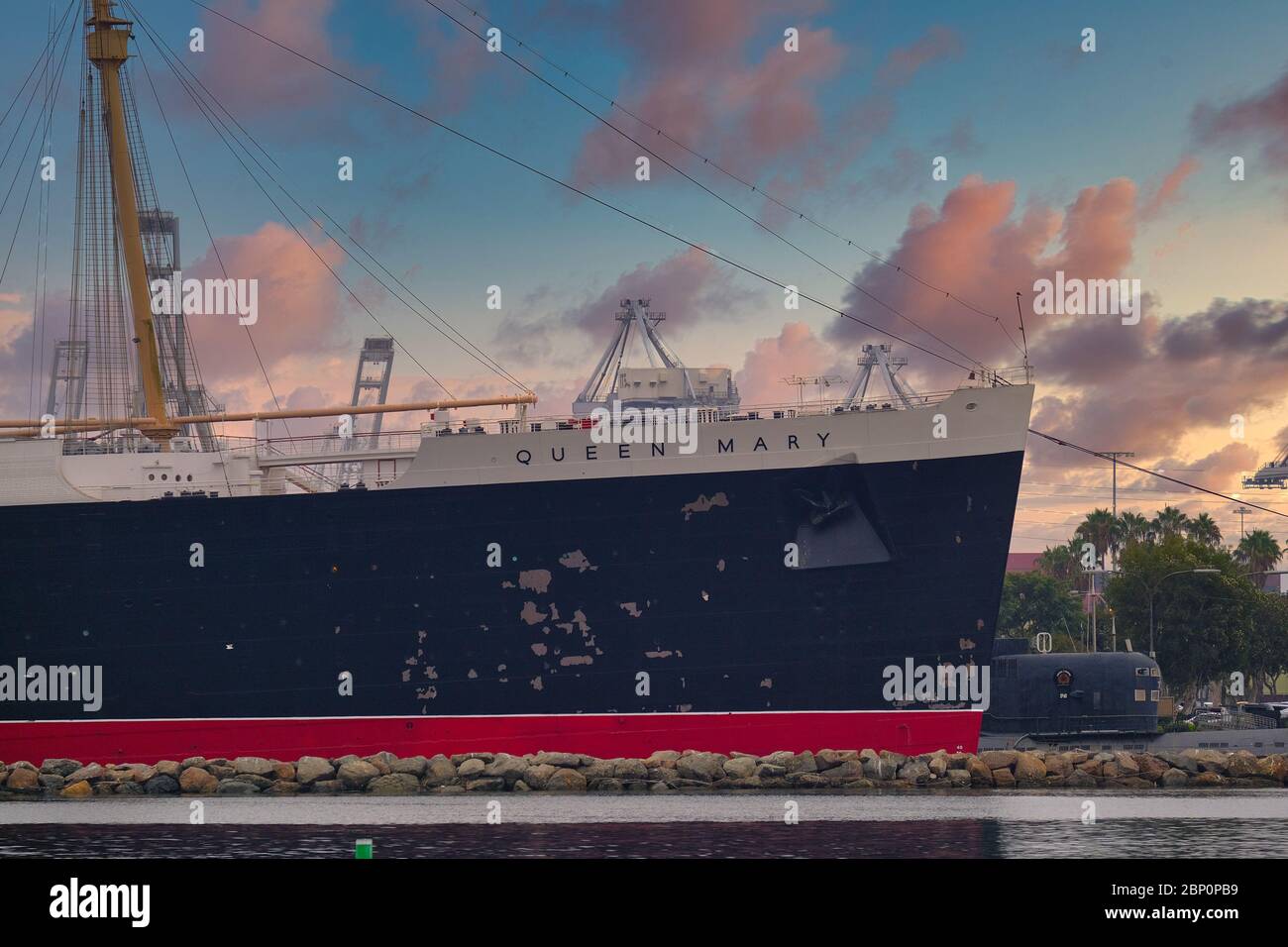 Bow of Old Queen Mary Stock Photo - Alamy