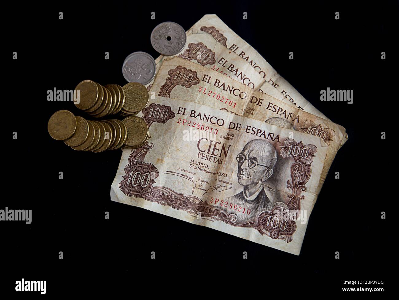 pesetas notes and coins Stock Photo - Alamy