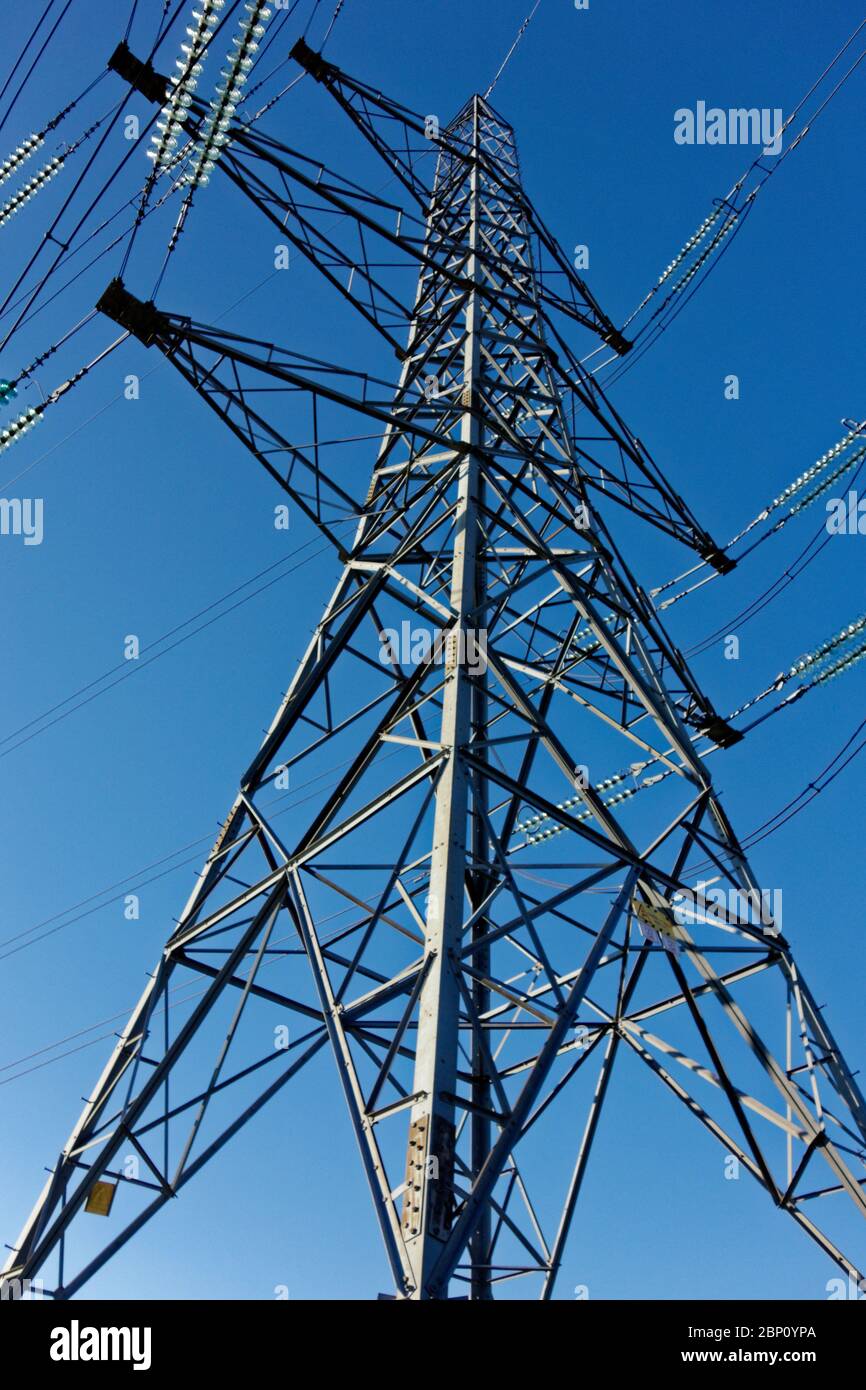 Transmission line pylon hi-res stock photography and images - Alamy