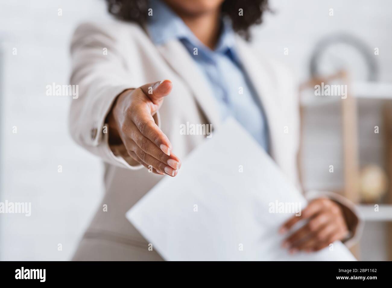 African hand shake hi-res stock photography and images - Alamy