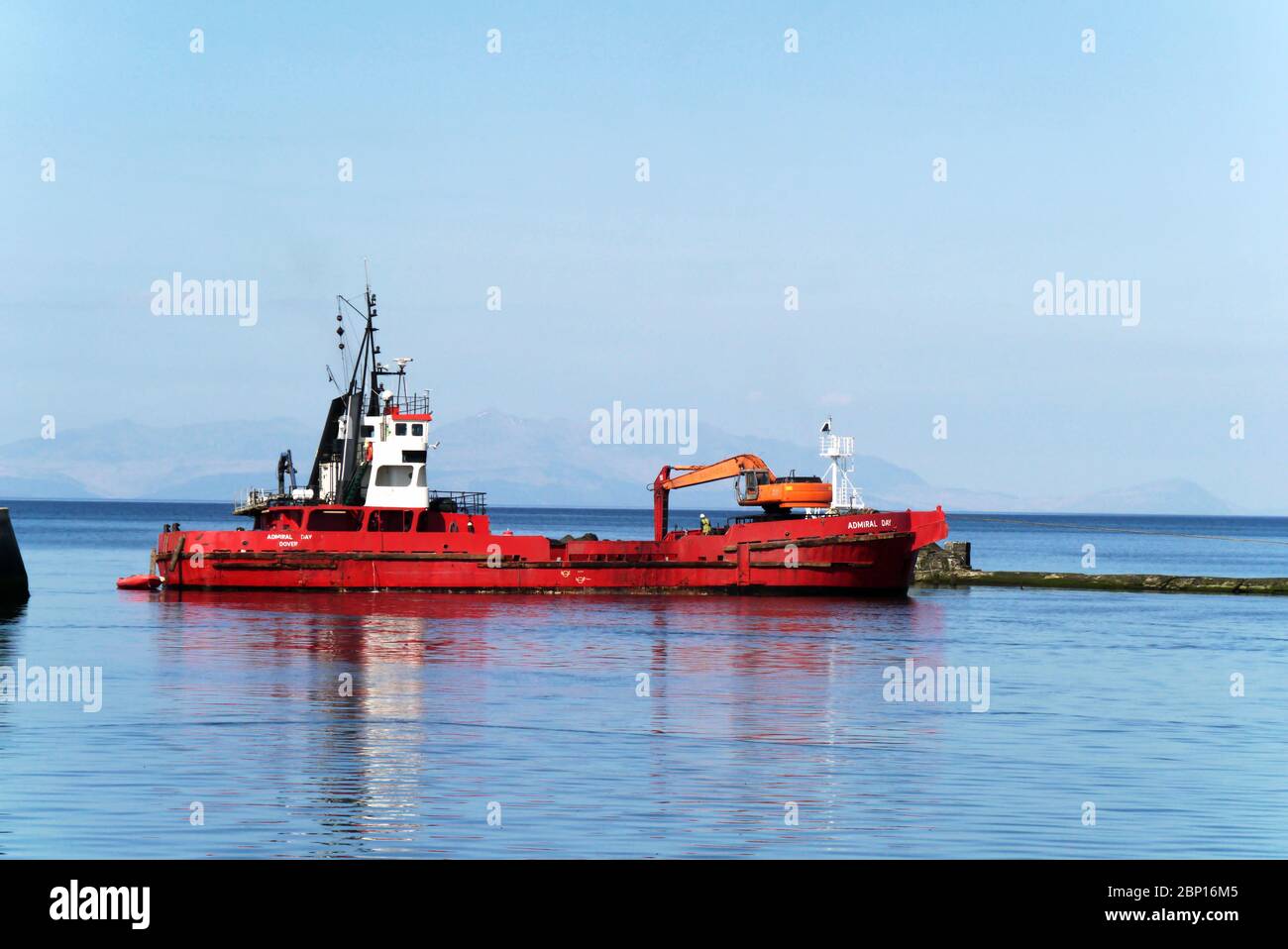 Red admiral mouth hi-res stock photography and images - Alamy