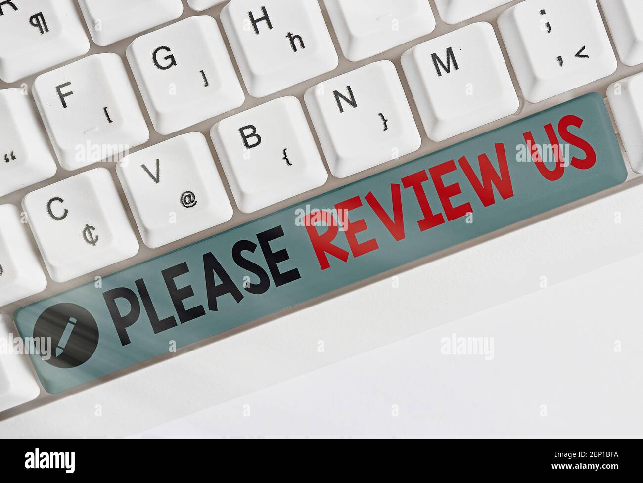 Writing note showing review hi-res stock photography and images - Alamy