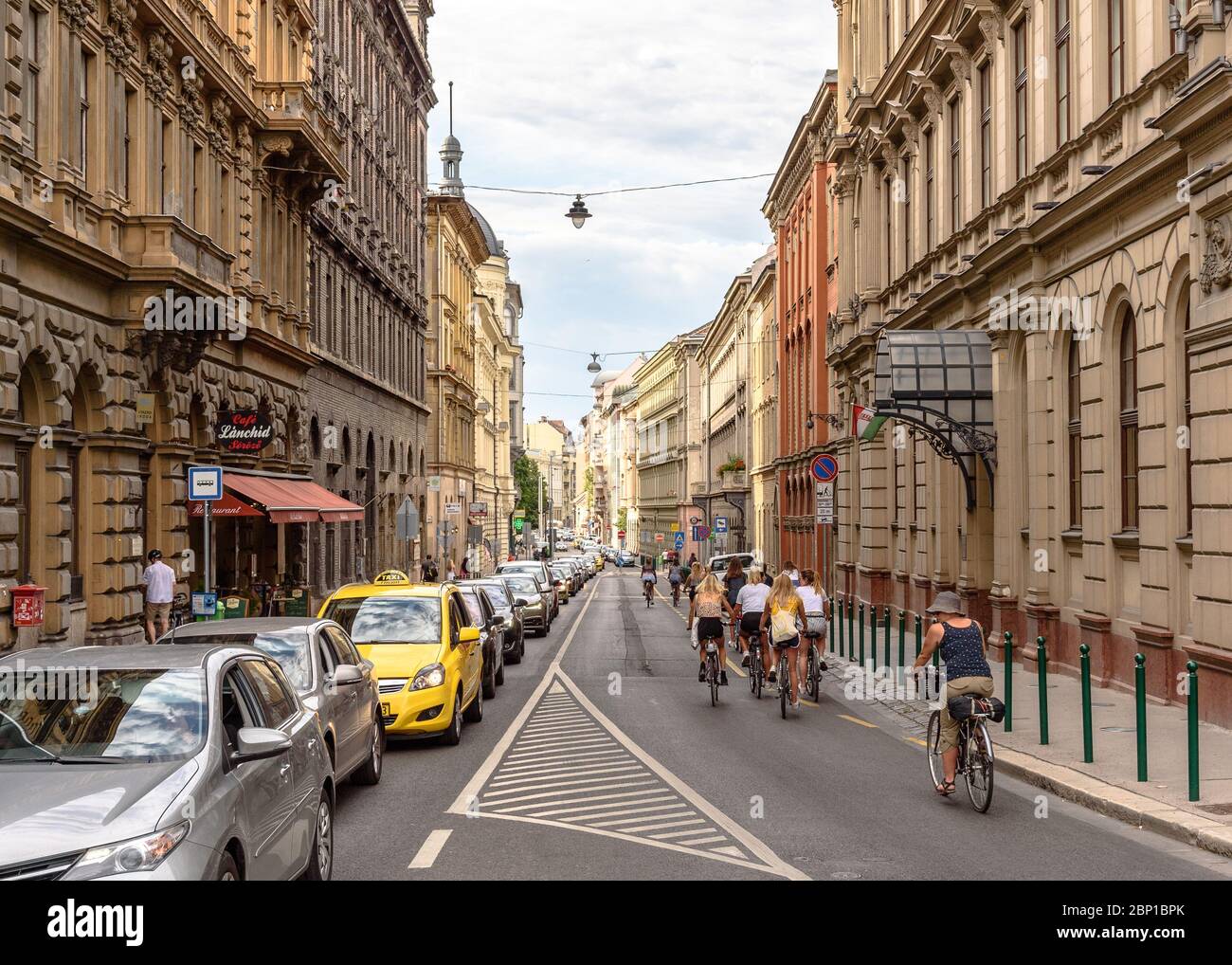Tourists with bicycles hi-res stock photography and images - Alamy