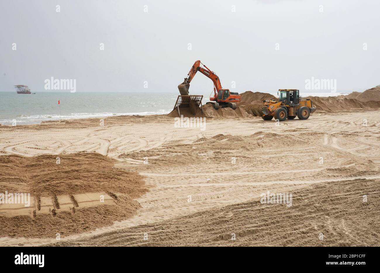Beidaihe beach hi-res stock photography and images - Alamy