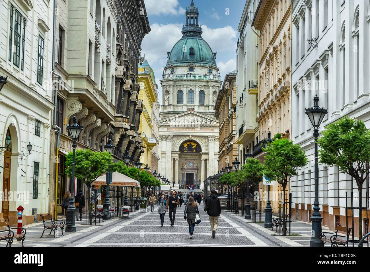 St Stephens Basilica in Budapest Stock Photo - Alamy
