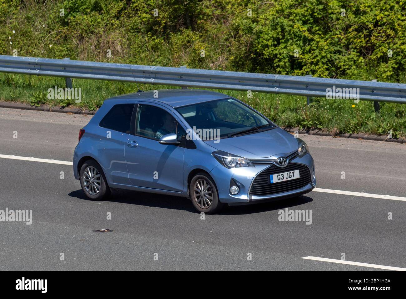 Toyota yaris blue hi-res stock photography and images - Alamy