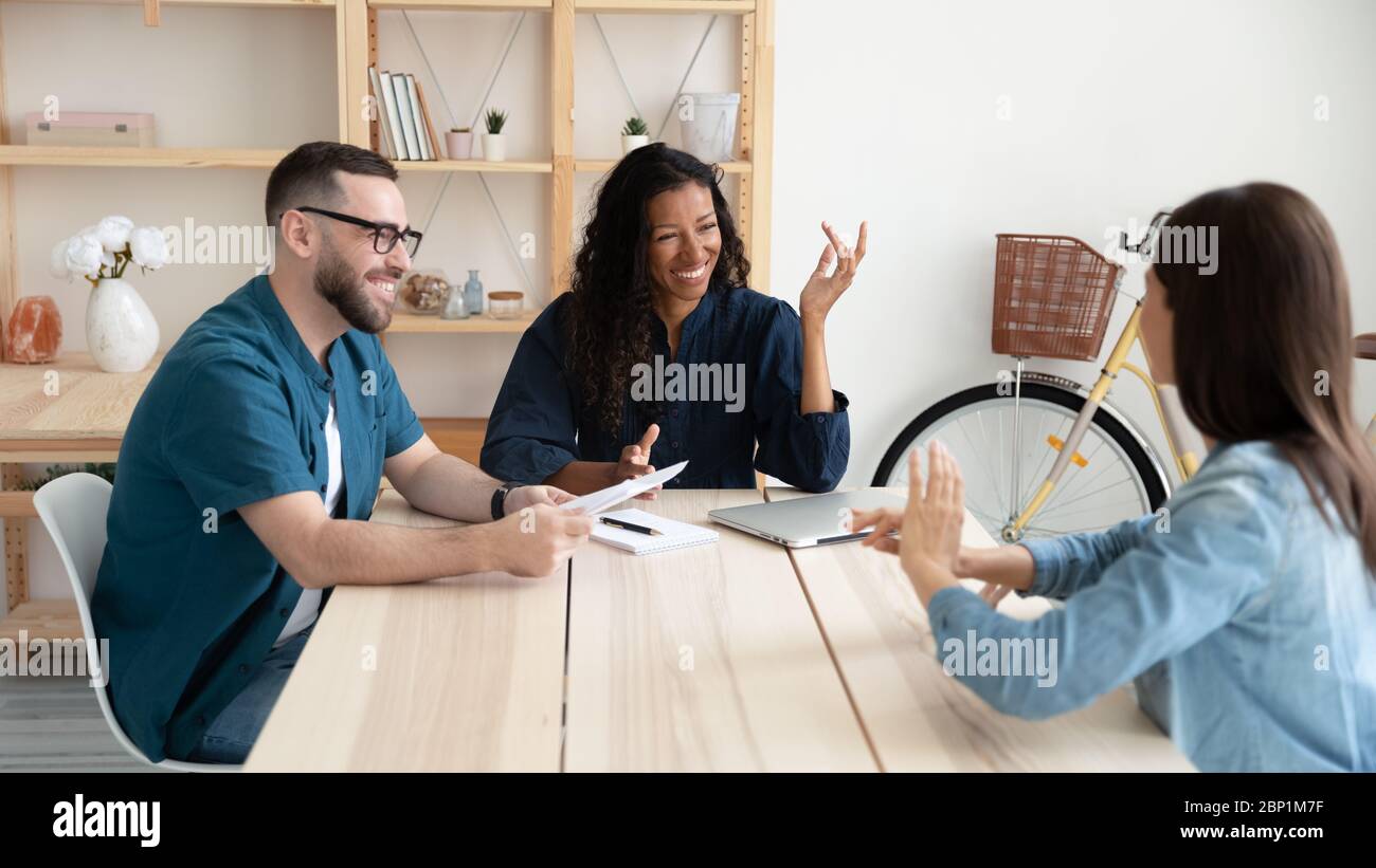 Woman interviews man hi-res stock photography and images - Alamy