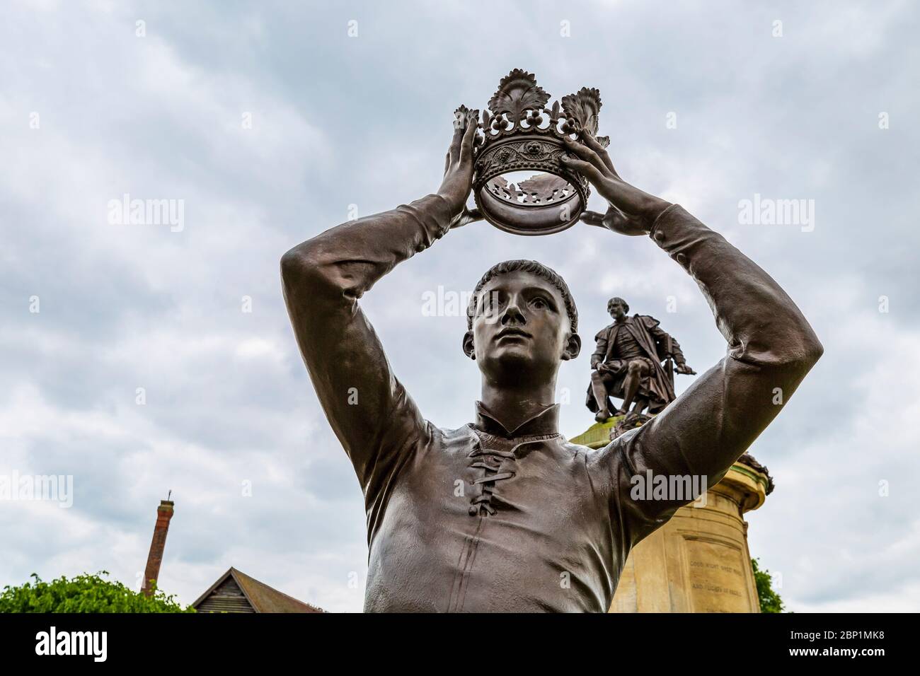 A statue of the character Prince Hal (Henry V) and William Shakespeare ...